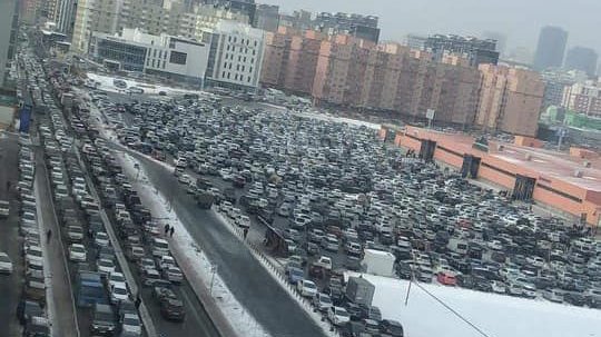 Ж Сүхбаатар Дүнжингарав худалдааны төв орчмын замын асуудлыг цаг алдалгүй шийднэ